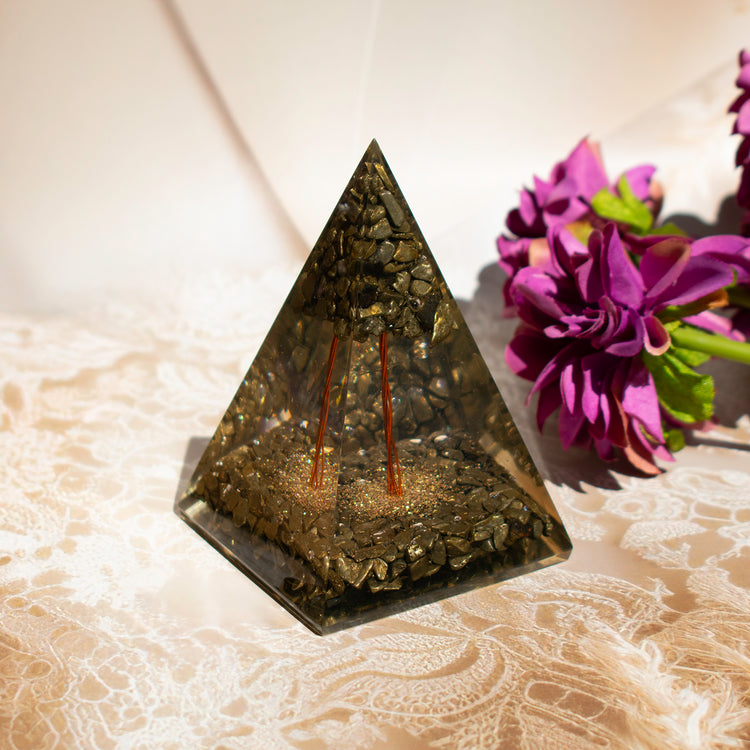 Buy Pyrite Money Magnet Pyramid For Good Luck - Astrotalk